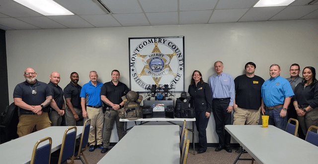 Dickey Foundation Grants Support First Responders in Kansas, IL